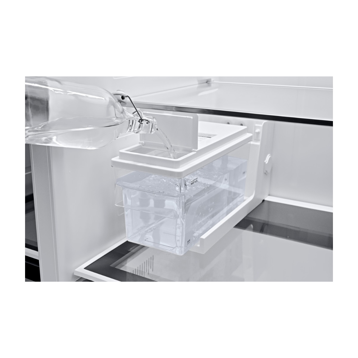 Point 5-Series POSBS50569CB side by side - Life made easier