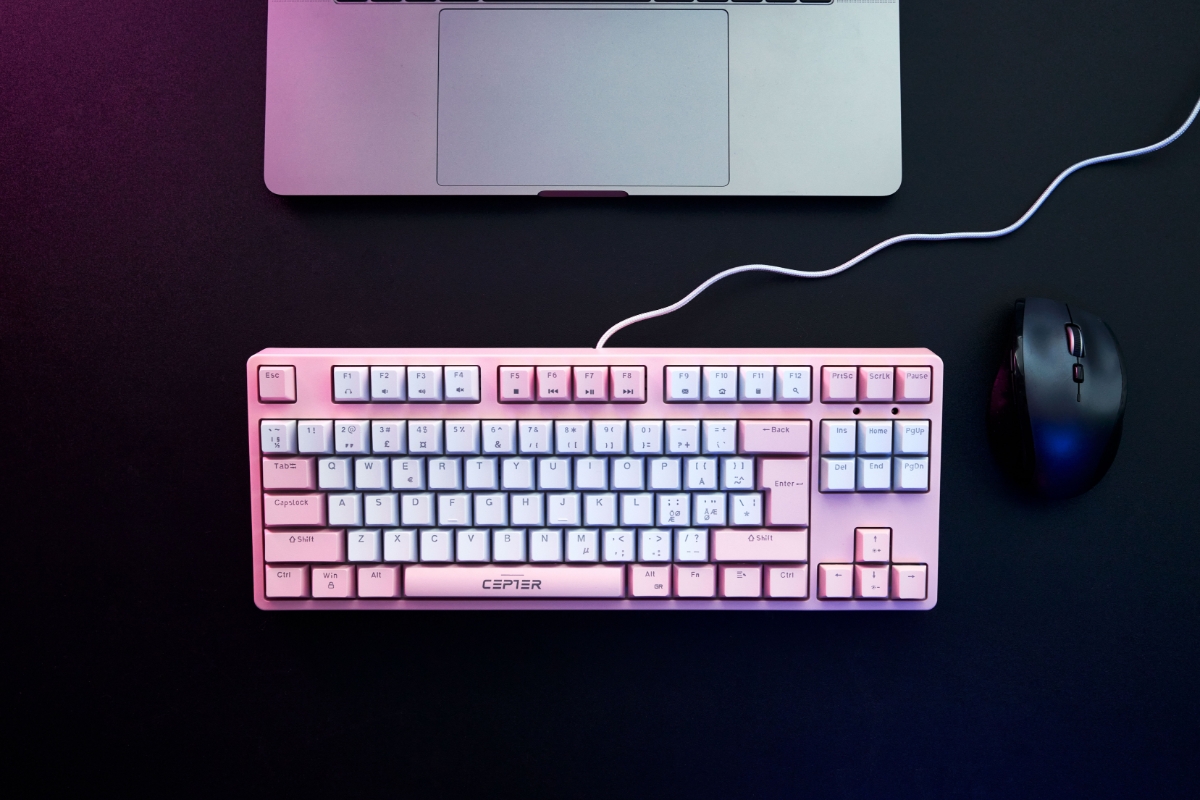 Cepter Athena, pink TKL pelinäppäimistö - Power.fi