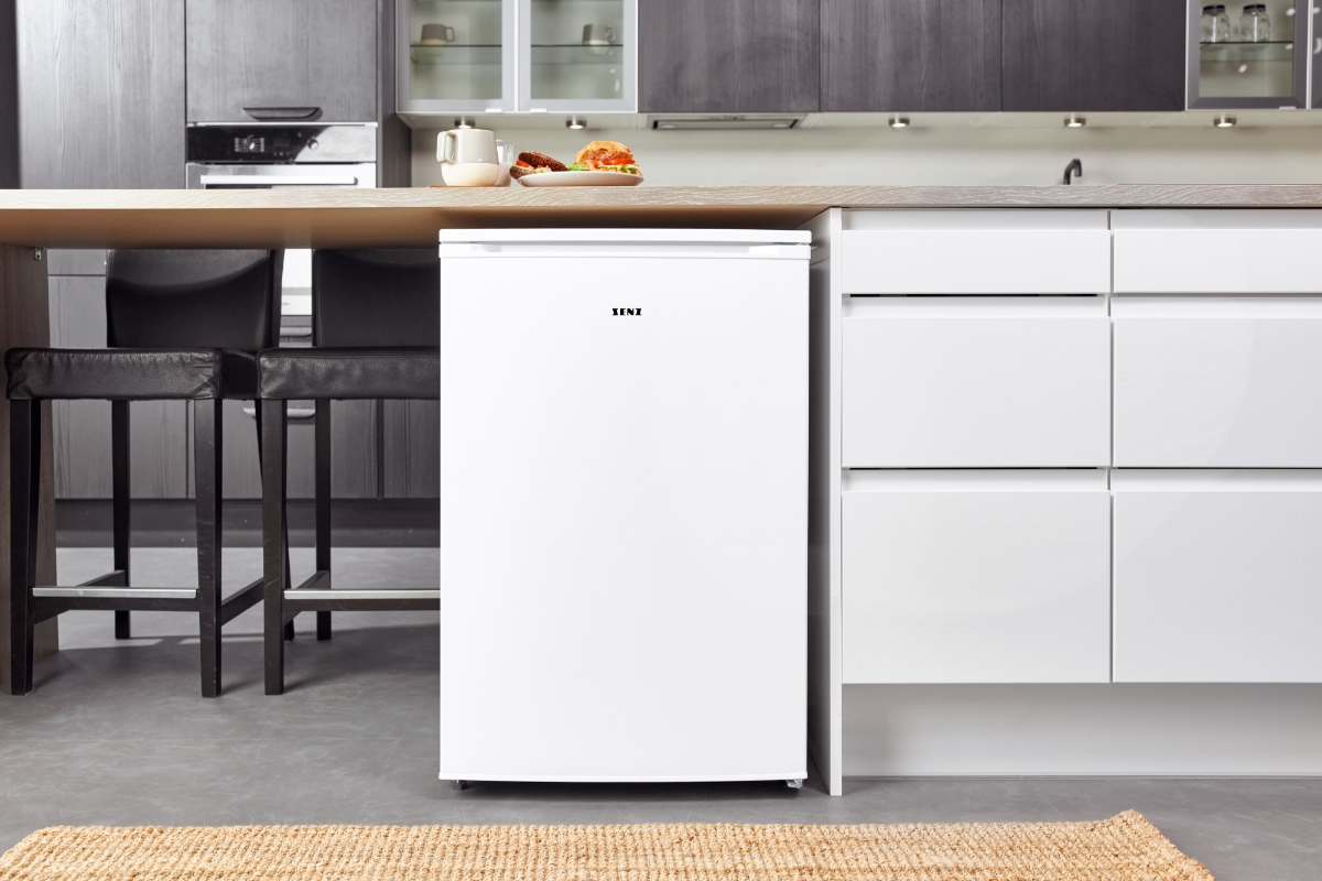 Senz LA851FW1 kjøleskap - Power.no