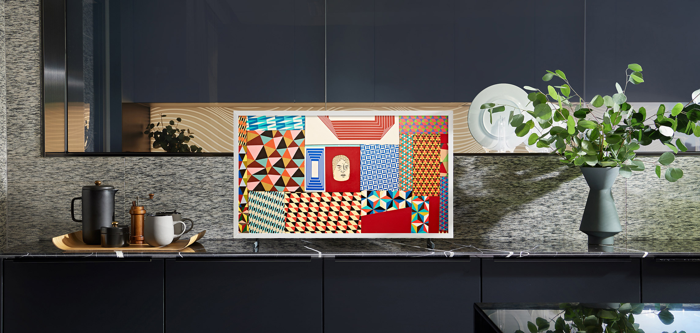 Samsung 32" The Frame 2020 FHD QLED TV QE32LS03TCUXXC - Power.fi