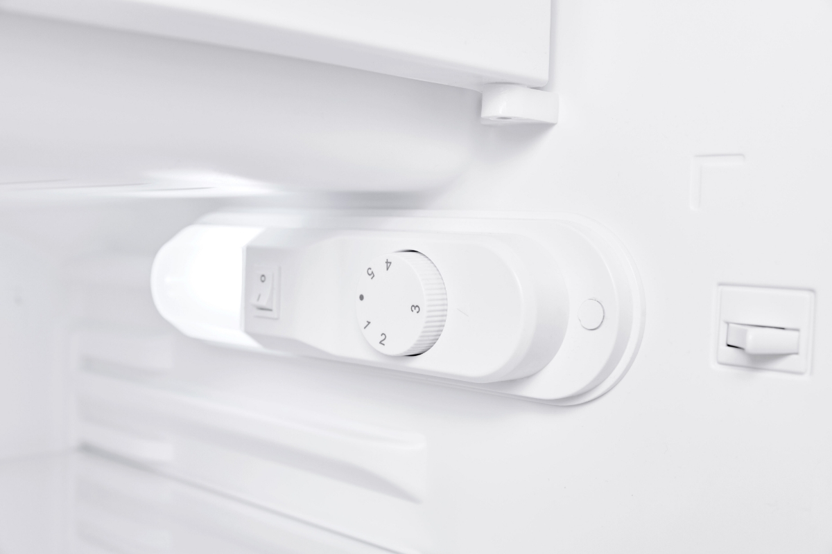 Senz LF851FW1 kjøleskap med fryser - Power.no