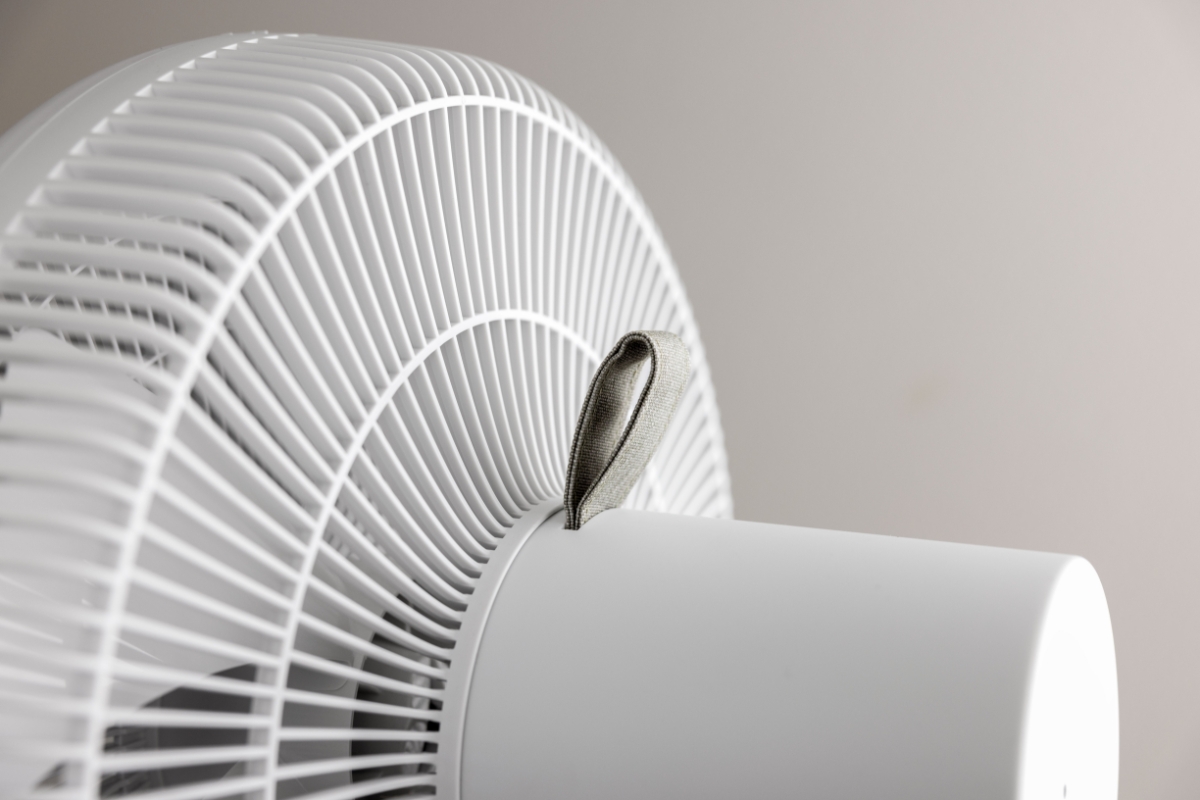 Point POFS16ALU 16" gulvvifte - Power.no